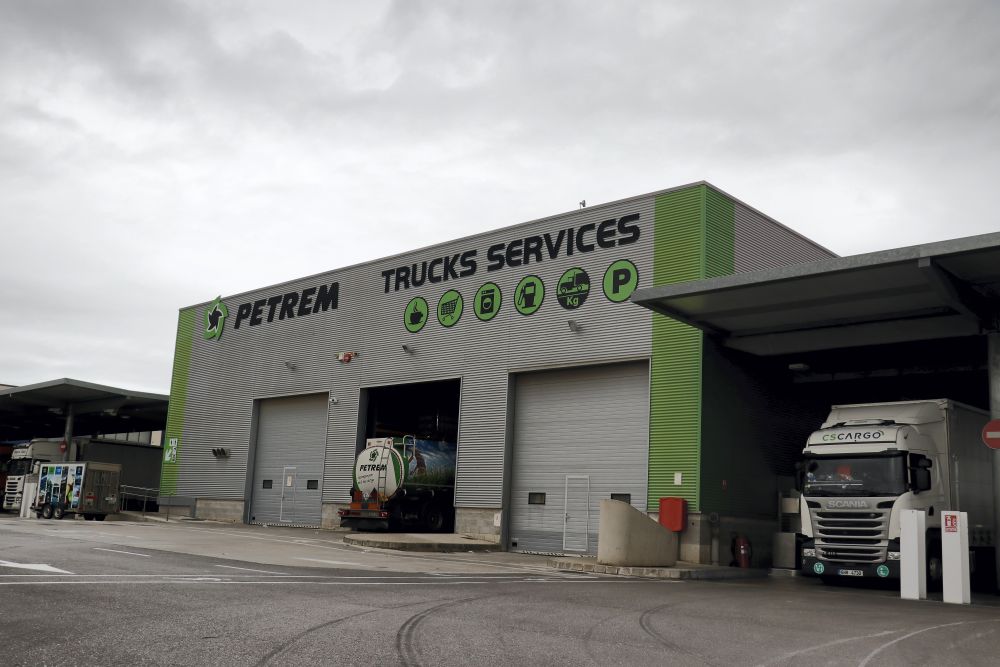 Petrem Trucks: calidad y servicio las 24 horas
